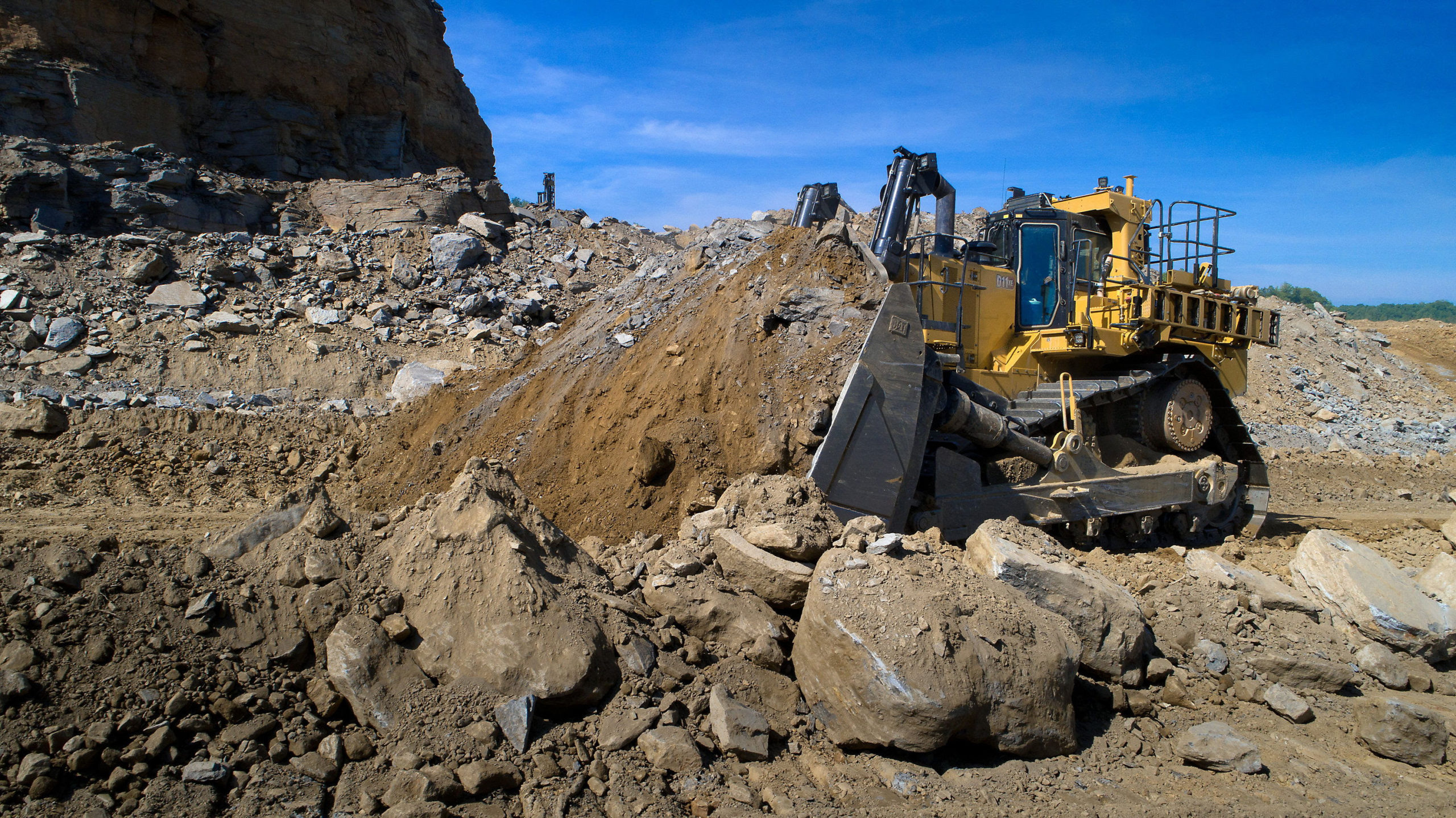 MINExpo: Caterpillar adelanta su nuevo tractor D11 XE, de transmisión ...