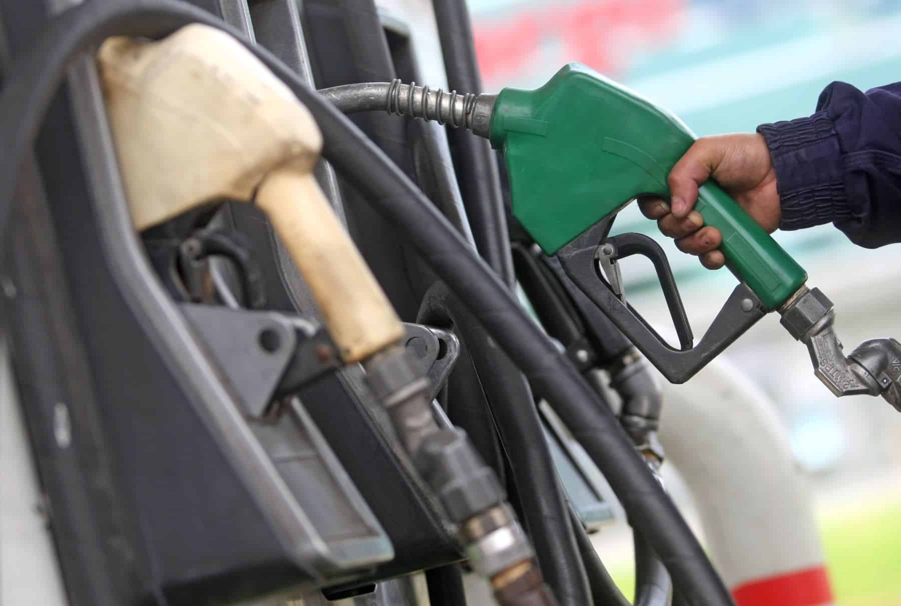 Precio del gasohol de 90 se reduce en S/ 1,76 en promedio