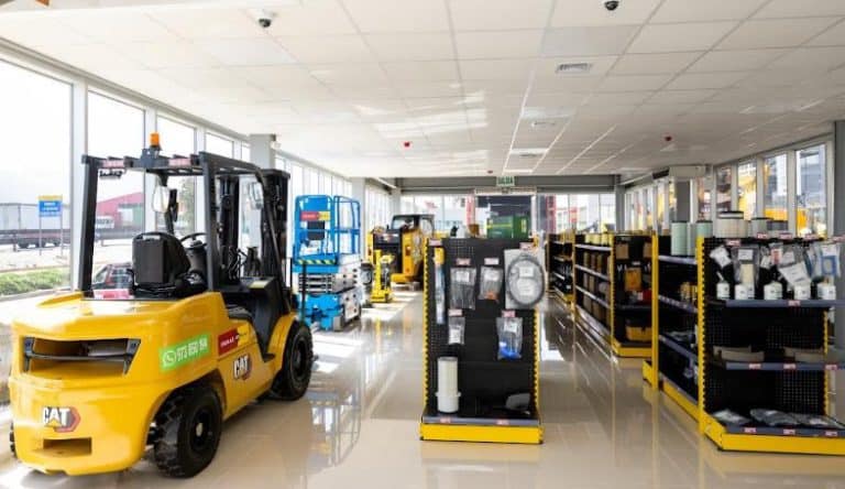 Unimaq inaugura su primera tienda «retail» de equipos ligeros para el ...