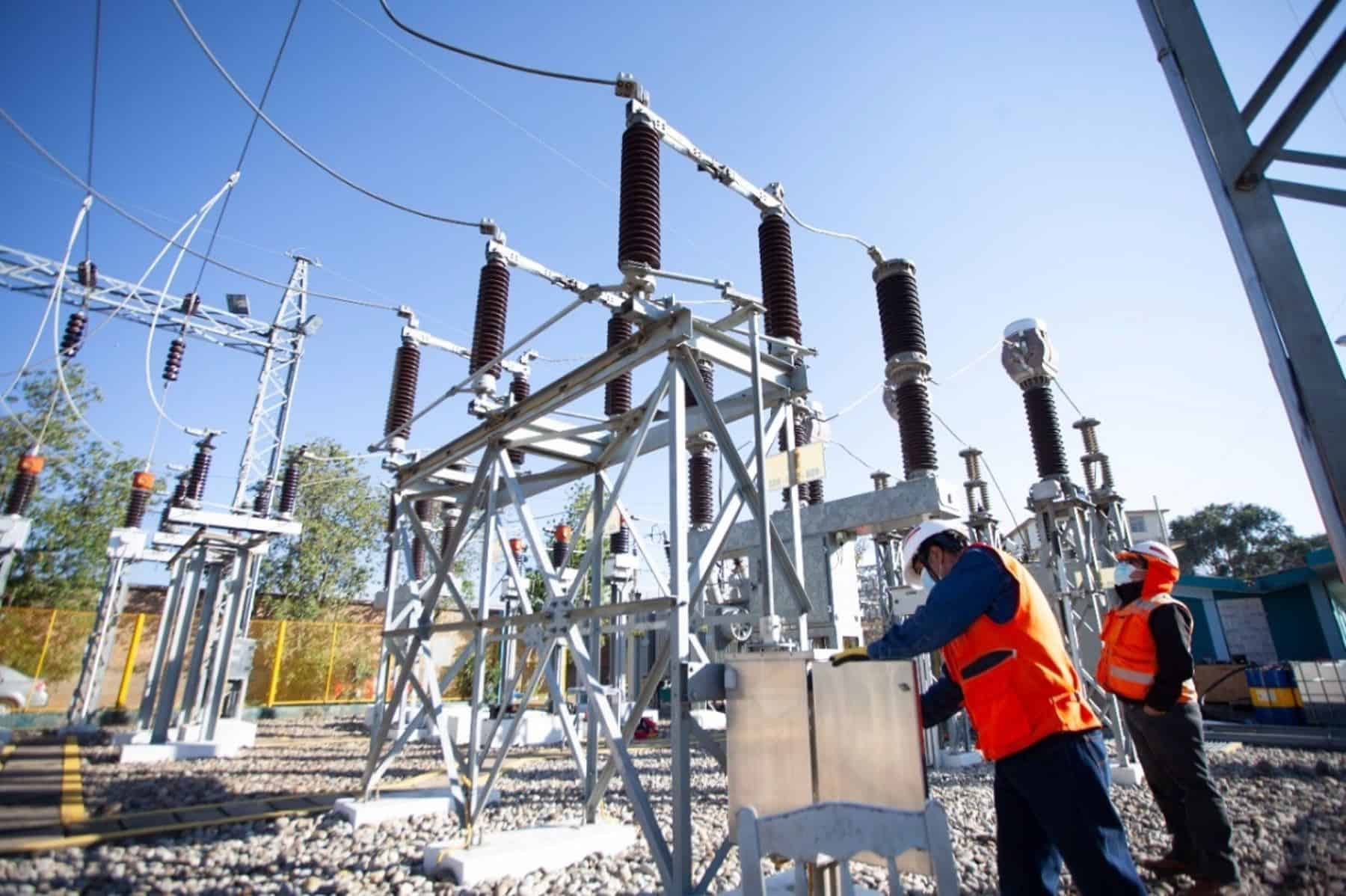 Acciona hará dos líneas eléctricas en el norte y sur del Perú