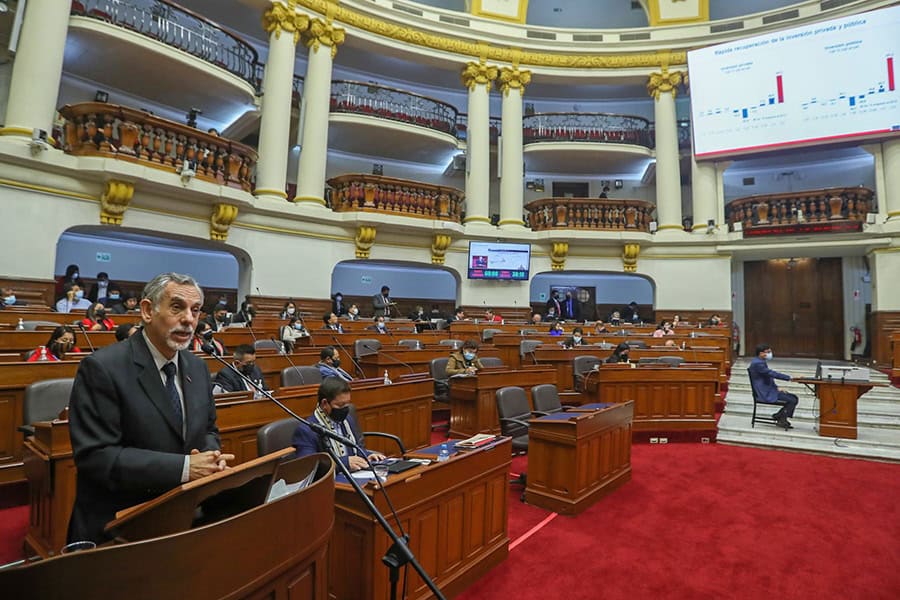 MEF destaca creciente interés de inversionistas europeos en Perú por ...